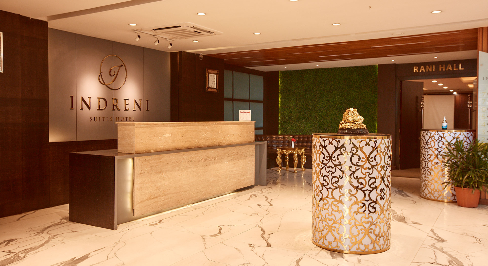 Reception - Indreni Suites Hotel
